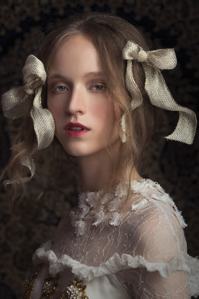 THE GILDED LADY - Yohan Liliyani Photographer